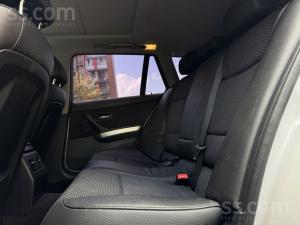 White BMW 320 2010 in Riga, with an engine capacity of 2.00 L and mileage of 311 thousand km for 4690 €, photo 9 on AUTOMOTO.COM.LV