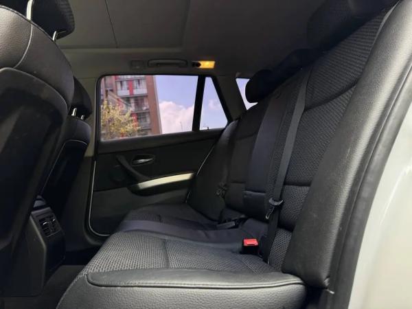 Balts BMW 320 2010 Rīga, ar dzinēja tilpumu 2.00 L un nobraukumu 311 tūkst. km par 4690 €, foto 8 vietnē AUTOMOTO.COM.LV