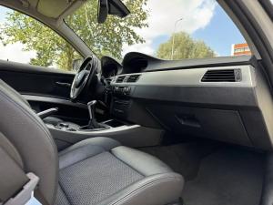 White BMW 320 2010 in Riga, with an engine capacity of 2.00 L and mileage of 311 thousand km for 4690 €, photo 10 on AUTOMOTO.COM.LV