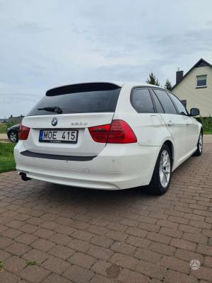 Белый БМВ 320 2010 в Кайшядорис, объемом двигателя 2.00 л и пробегом 290 тыс. км за 2999 €, фото 5 на AUTOMOTO.COM.LV