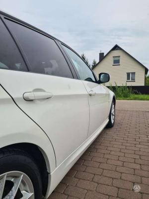 Белый БМВ 320 2010 в Кайшядорис, объемом двигателя 2.00 л и пробегом 290 тыс. км за 2999 €, фото 8 на AUTOMOTO.COM.LV