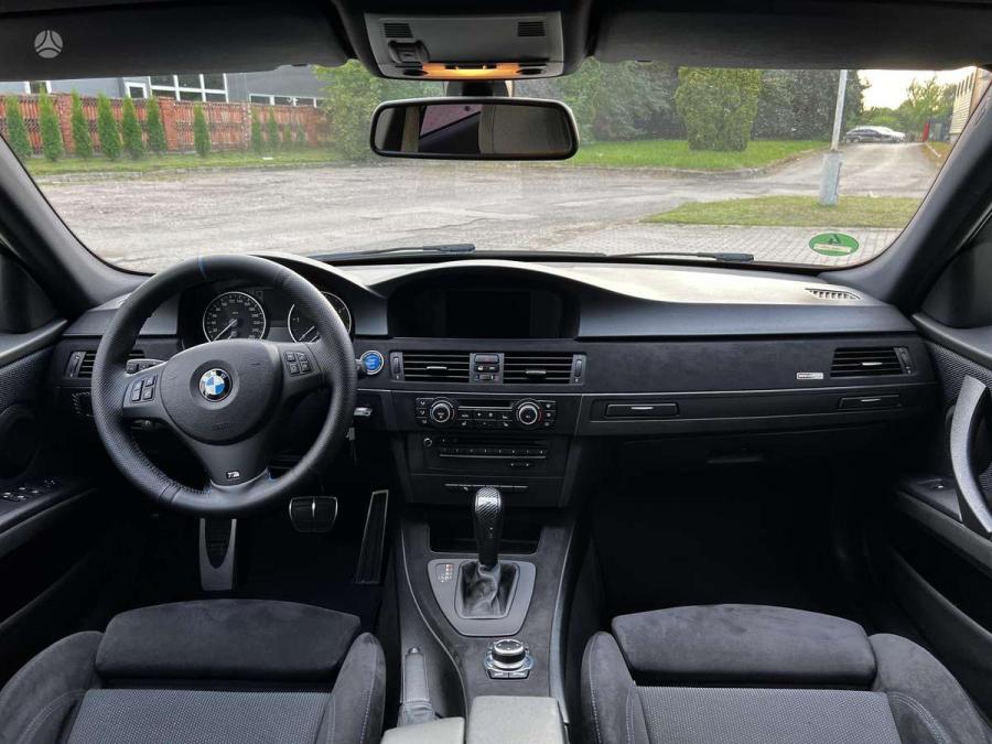 Balts BMW 320 2010 Marijampole, ar dzinēja tilpumu 2.00 L un nobraukumu 325 tūkst. km par 5850 €, foto 14 vietnē AUTOMOTO.COM.LV