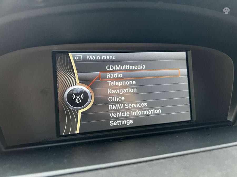 Balts BMW 320 2010 Marijampole, ar dzinēja tilpumu 2.00 L un nobraukumu 325 tūkst. km par 5850 €, foto 21 vietnē AUTOMOTO.COM.LV
