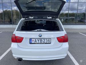 White BMW 320 2010 in Kaunas, with an engine capacity of 2.00 L and mileage of 260 thousand km for 3650 €, photo 12 on AUTOMOTO.COM.LV