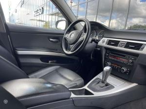 White BMW 320 2010 in Kaunas, with an engine capacity of 2.00 L and mileage of 260 thousand km for 3650 €, photo 21 on AUTOMOTO.COM.LV
