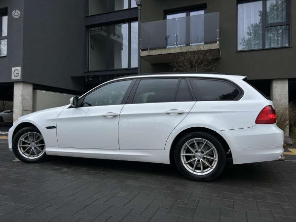 Balts BMW 320 2011 Kauņa, ar dzinēja tilpumu 2.00 L un nobraukumu 264 tūkst. km par 4200 €, foto 8 vietnē AUTOMOTO.COM.LV