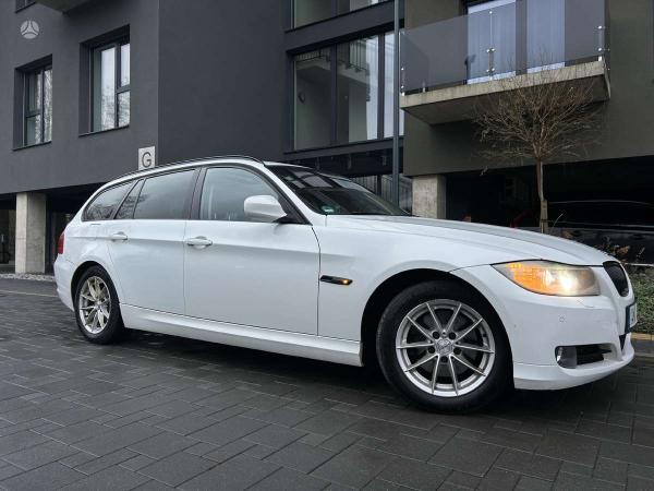 Balts BMW 320 2011 Kauņa, ar dzinēja tilpumu 2.00 L un nobraukumu 264 tūkst. km par 4200 €, foto 9 vietnē AUTOMOTO.COM.LV