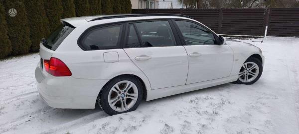 Balts BMW 320 2011 Viļņa, ar dzinēja tilpumu 2.00 L un nobraukumu 345 tūkst. km par 4450 €, foto 10 vietnē AUTOMOTO.COM.LV