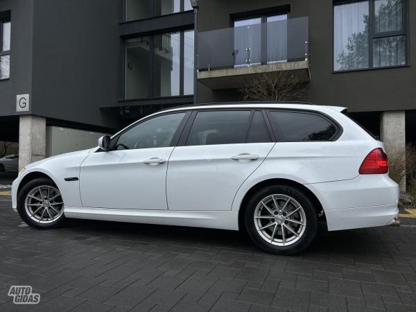 White BMW 320 2011 in Kaunas, with an engine capacity of 2.00 L and mileage of 264 thousand km for 4000 €, photo 8 on AUTOMOTO.COM.LV