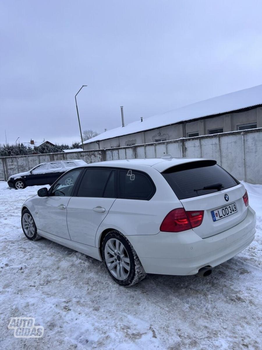 Balts BMW 320 2011 Kauņa, ar dzinēja tilpumu 2.00 L un nobraukumu 356 tūkst. km par 4800 €, foto 9 vietnē AUTOMOTO.COM.LV