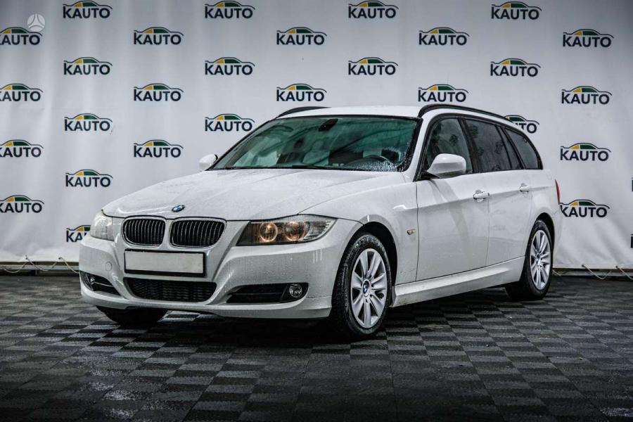 White BMW 320 2011 in Kaunas, with an engine capacity of 2.00 L and mileage of 0 thousand km for 5190 €, photo 1 on AUTOMOTO.COM.LV