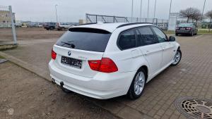 White BMW 320 2011 in Marijampole, with an engine capacity of 2.00 L and mileage of 296 thousand km for 5550 €, photo 8 on AUTOMOTO.COM.LV