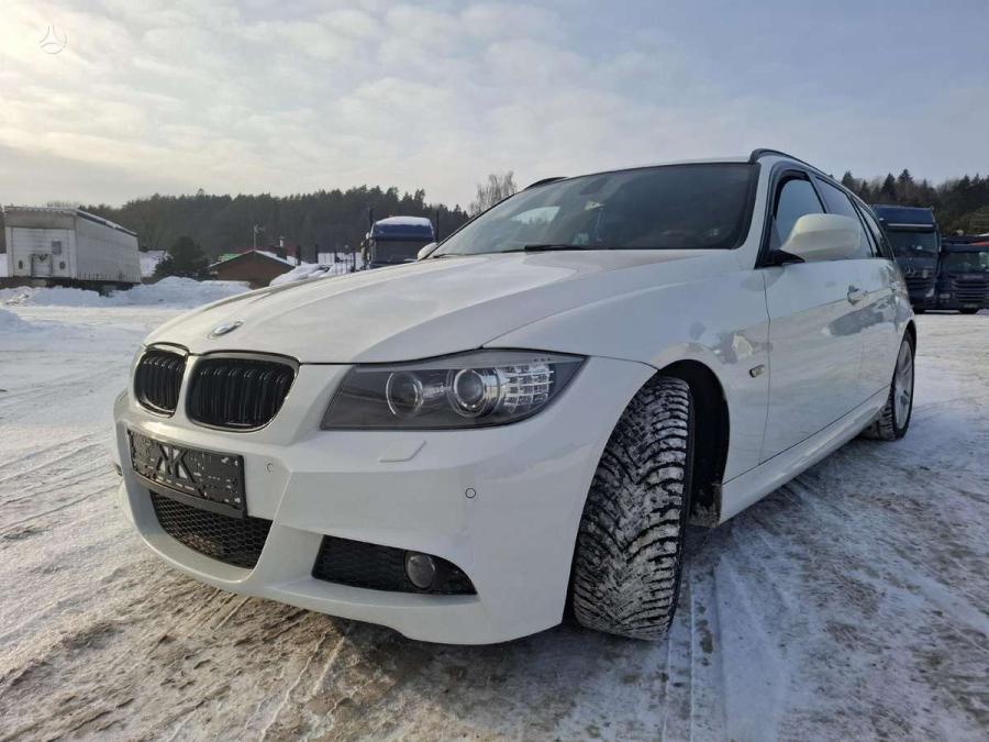 White BMW 320 2011 in Prienai, with an engine capacity of 2.00 L and mileage of 251 thousand km for 4900 €, photo 2 on AUTOMOTO.COM.LV