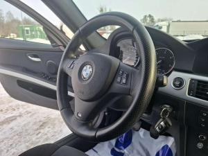White BMW 320 2011 in Prienai, with an engine capacity of 2.00 L and mileage of 251 thousand km for 4900 €, photo 11 on AUTOMOTO.COM.LV