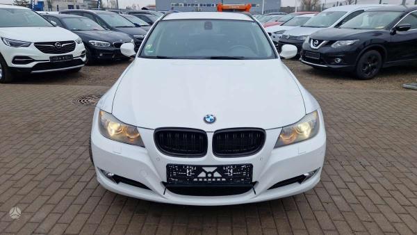 Balts BMW 320 2011 Marijampole, ar dzinēja tilpumu 1.97 L un nobraukumu 296 tūkst. km par 5550 €, foto 6 vietnē AUTOMOTO.COM.LV