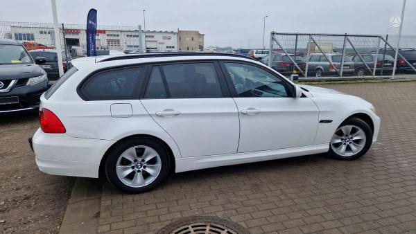 Balts BMW 320 2011 Marijampole, ar dzinēja tilpumu 1.97 L un nobraukumu 296 tūkst. km par 5550 €, foto 8 vietnē AUTOMOTO.COM.LV