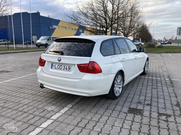 White BMW 320 2011 in Kaunas, with an engine capacity of 2.00 L and mileage of 356 thousand km for 4300 €, photo 2 on AUTOMOTO.COM.LV