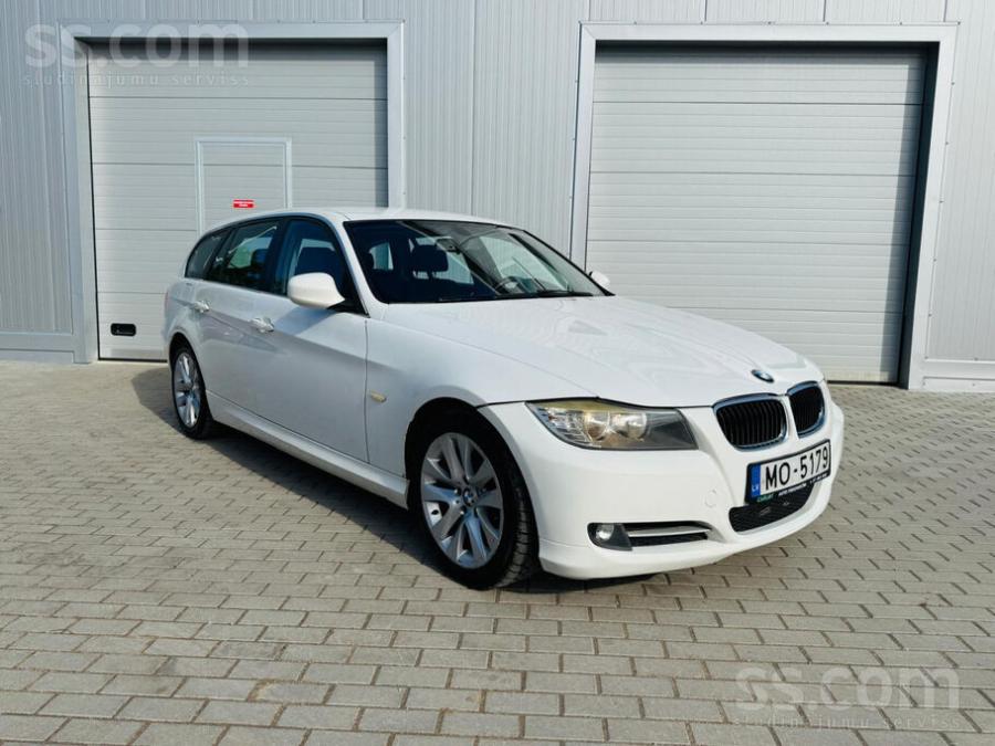 White BMW 320 2011 in Riga, with an engine capacity of 2.00 L and mileage of 296 thousand km for 4900 €, photo 4 on AUTOMOTO.COM.LV