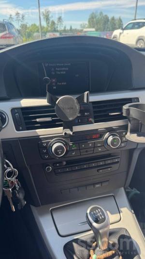 White BMW 320 2011 in Cesis, with an engine capacity of 2.00 L and mileage of 306 thousand km for 5000 €, photo 3 on AUTOMOTO.COM.LV