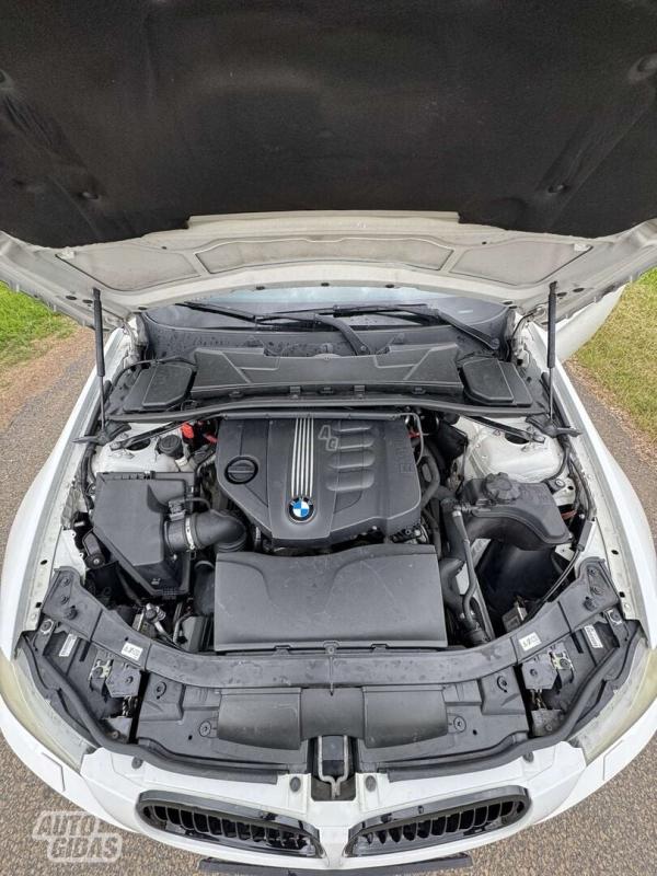 White BMW 320 2011 in Jurbarkas, with an engine capacity of 2.00 L and mileage of 328 thousand km for 5700 €, photo 9 on AUTOMOTO.COM.LV