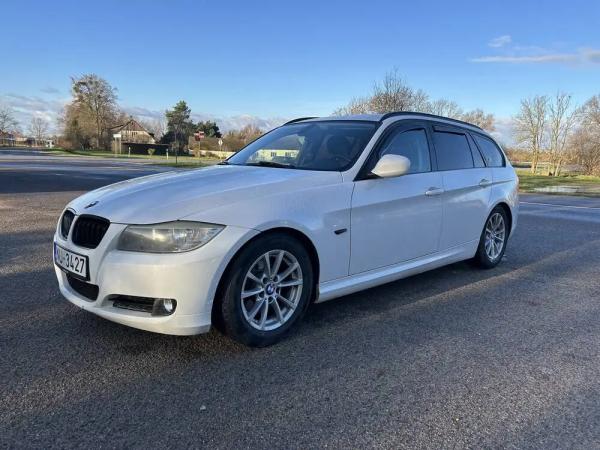 White BMW 320 2011 in Grobiņa, with an engine capacity of 2.00 L and mileage of 0 thousand km for 4800 €, photo 1 on AUTOMOTO.COM.LV