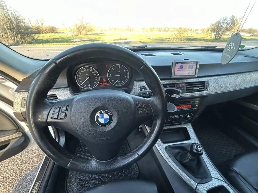 Balts BMW 320 2011 Grobiņa, ar dzinēja tilpumu 2.00 L un nobraukumu 0 tūkst. km par 4800 €, foto 15 vietnē AUTOMOTO.COM.LV