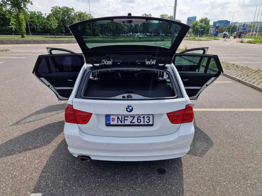 White BMW 320 2011 in Vilnius, with an engine capacity of 2.00 L and mileage of 400 thousand km for 3800 €, photo 15 on AUTOMOTO.COM.LV