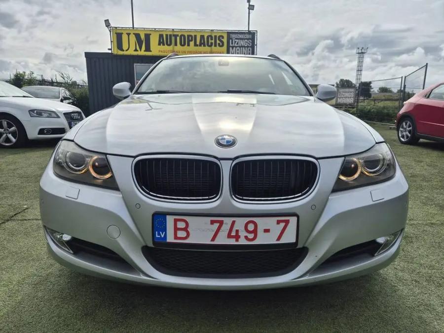 Balts BMW 320 2011 Liepāja, ar dzinēja tilpumu 2.00 L un nobraukumu 251 tūkst. km par 5600 €, foto 3 vietnē AUTOMOTO.COM.LV