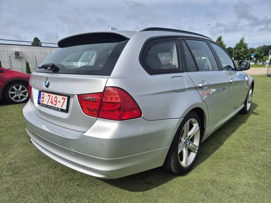 Balts BMW 320 2011 Liepāja, ar dzinēja tilpumu 2.00 L un nobraukumu 251 tūkst. km par 5600 €, foto 6 vietnē AUTOMOTO.COM.LV