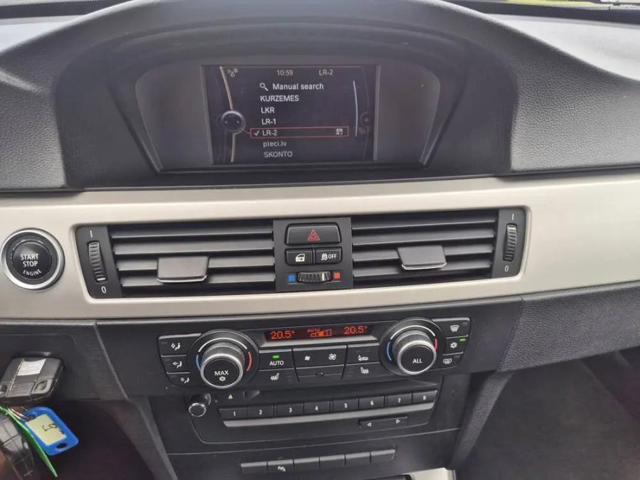 Balts BMW 320 2011 Liepāja, ar dzinēja tilpumu 2.00 L un nobraukumu 251 tūkst. km par 5600 €, foto 13 vietnē AUTOMOTO.COM.LV