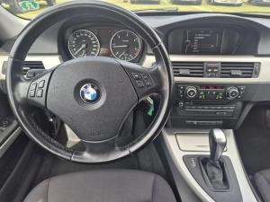 Balts BMW 320 2011 Liepāja, ar dzinēja tilpumu 2.00 L un nobraukumu 251 tūkst. km par 5600 €, foto 16 vietnē AUTOMOTO.COM.LV