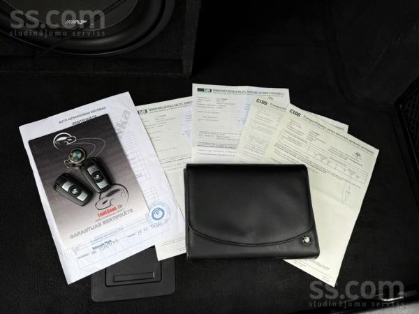 Белый БМВ 320 2011 в Рига, объемом двигателя 2.00 л и пробегом 360 тыс. км за 5800 €, фото 7 на AUTOMOTO.COM.LV