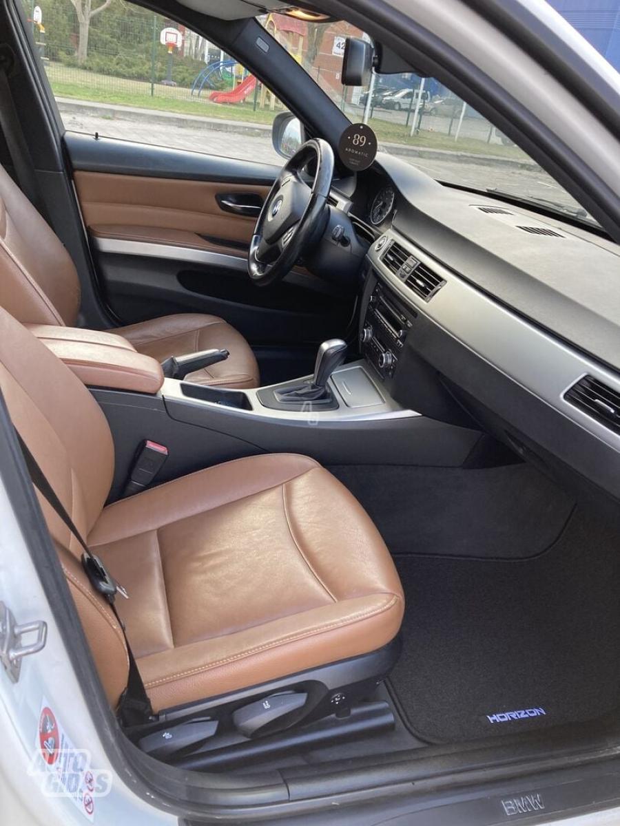 Balts BMW 320 2011 Kauņa, ar dzinēja tilpumu 2.00 L un nobraukumu 356 tūkst. km par 3800 €, foto 7 vietnē AUTOMOTO.COM.LV