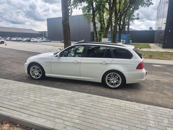 Balts BMW 320 2011 Kauņa, ar dzinēja tilpumu 2.00 L un nobraukumu 275 tūkst. km par 3500 €, foto 3 vietnē AUTOMOTO.COM.LV