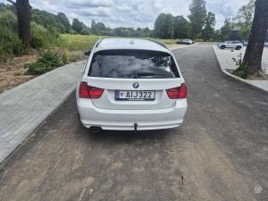 White BMW 320 2011 in Kaunas, with an engine capacity of 2.00 L and mileage of 275 thousand km for 3500 €, photo 6 on AUTOMOTO.COM.LV