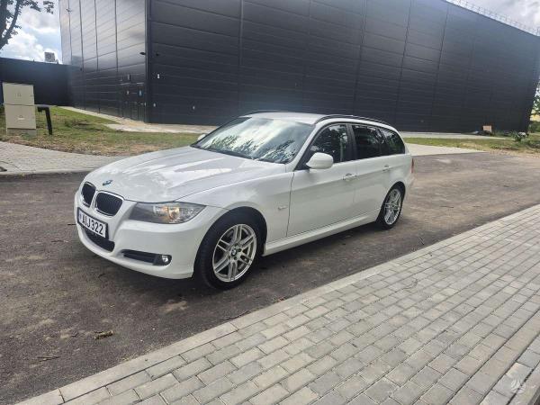 Balts BMW 320 2011 Kauņa, ar dzinēja tilpumu 2.00 L un nobraukumu 275 tūkst. km par 3500 €, foto 6 vietnē AUTOMOTO.COM.LV