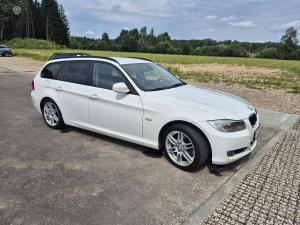 White BMW 320 2011 in Kaunas, with an engine capacity of 2.00 L and mileage of 275 thousand km for 3500 €, photo 17 on AUTOMOTO.COM.LV