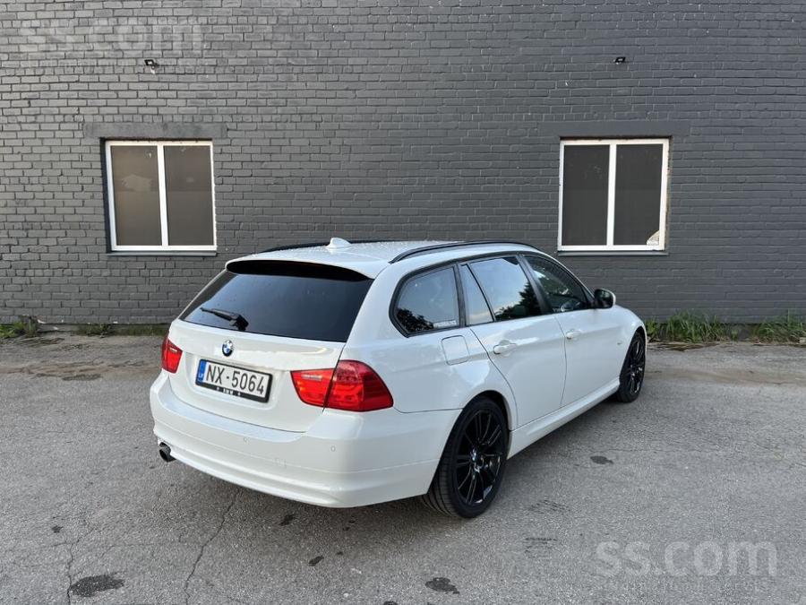 White BMW 320 2011 in Tukums, with an engine capacity of 2.00 L and mileage of 0 thousand km for 5990 €, photo 4 on AUTOMOTO.COM.LV