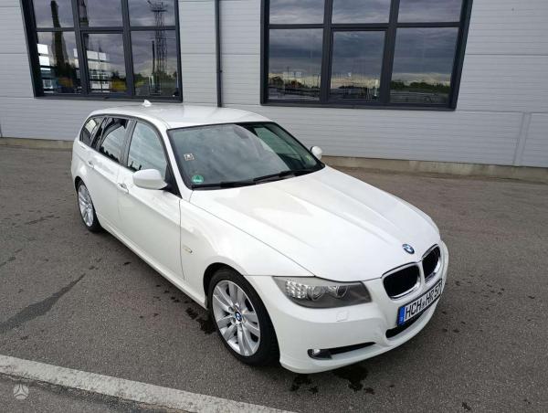 White BMW 320 2011 in Panevezys, with an engine capacity of 0.00 L and mileage of 213 thousand km for 4600 €, photo 7 on AUTOMOTO.COM.LV