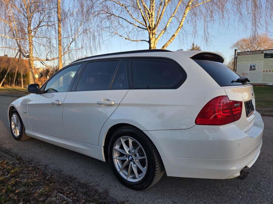 White BMW 320 2012 in Vilkaviskis, with an engine capacity of 2.00 L and mileage of 246 thousand km for 4650 €, photo 6 on AUTOMOTO.COM.LV