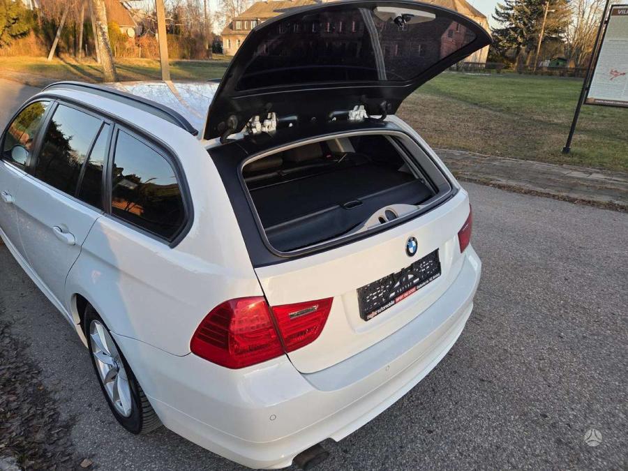 White BMW 320 2012 in Vilkaviskis, with an engine capacity of 2.00 L and mileage of 246 thousand km for 4650 €, photo 15 on AUTOMOTO.COM.LV