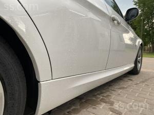 White BMW 320 2012 in Balvi, with an engine capacity of 2.00 L and mileage of 271 thousand km for 5990 €, photo 17 on AUTOMOTO.COM.LV