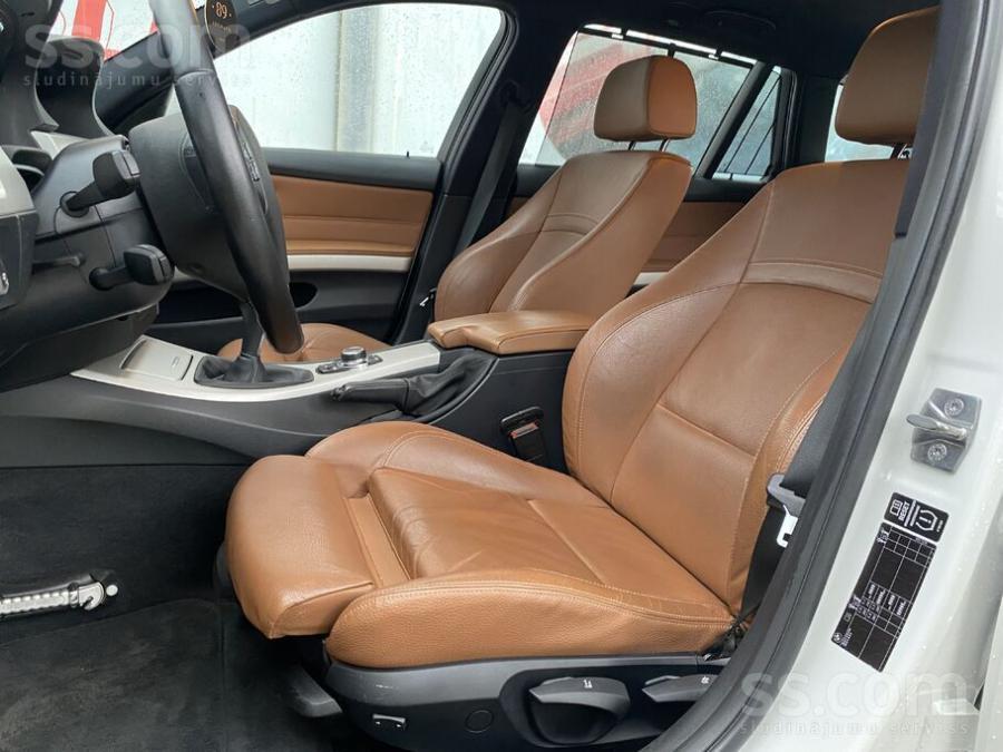 White BMW 320 2012 in Balvi, with an engine capacity of 2.00 L and mileage of 271 thousand km for 5990 €, photo 22 on AUTOMOTO.COM.LV