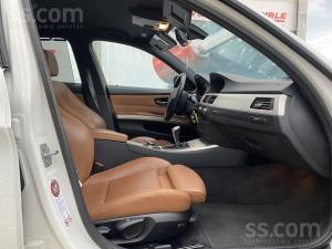 White BMW 320 2012 in Balvi, with an engine capacity of 2.00 L and mileage of 271 thousand km for 5990 €, photo 27 on AUTOMOTO.COM.LV