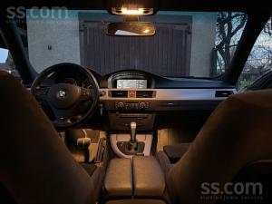 White BMW 320 2012 in Riga, with an engine capacity of 2.00 L and mileage of 377 thousand km for 5450 €, photo 12 on AUTOMOTO.COM.LV