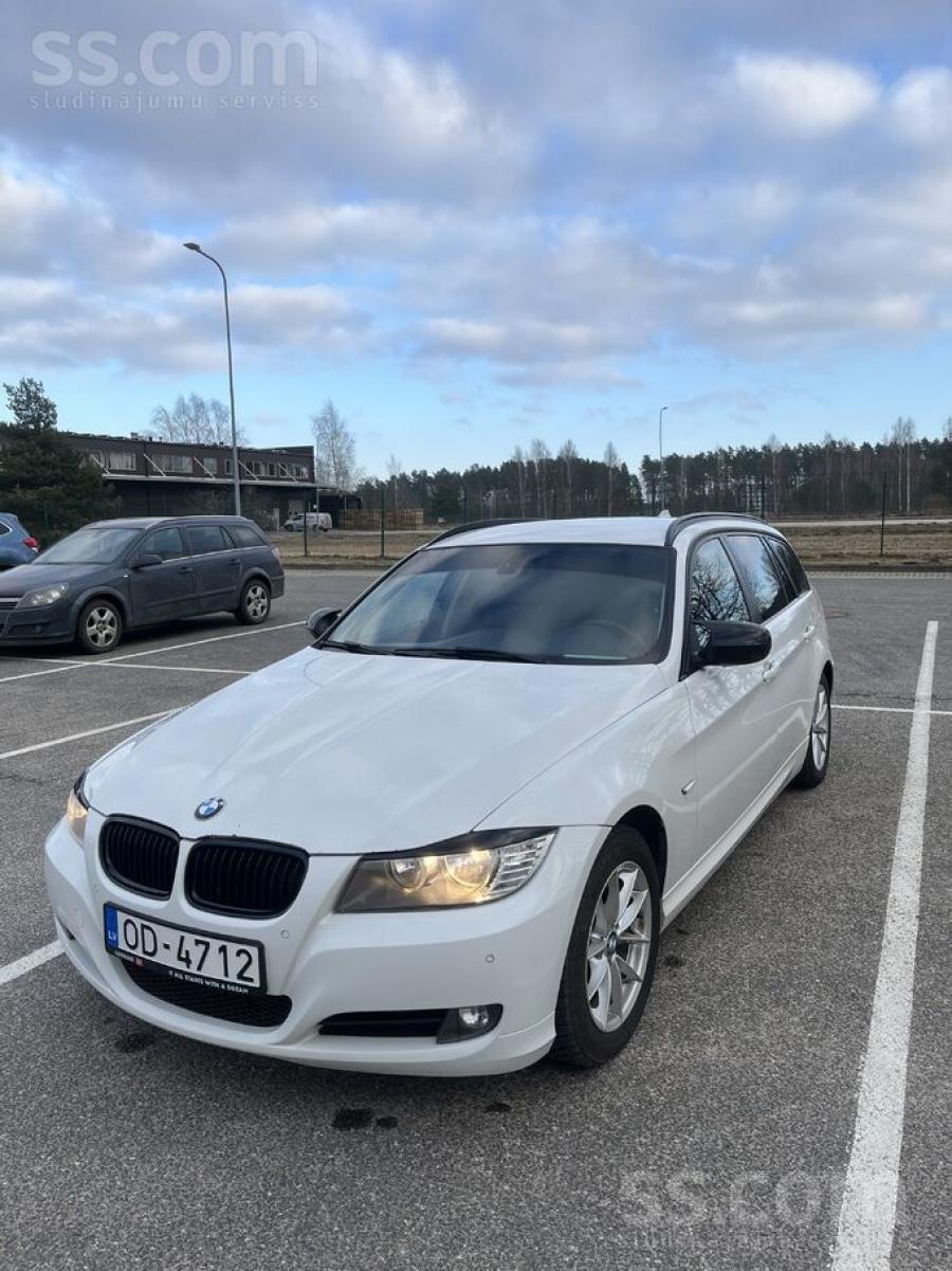 White BMW 320 2012 in Valmiera, with an engine capacity of 2.00 L and mileage of 334 thousand km for 5550 €, photo 1 on AUTOMOTO.COM.LV
