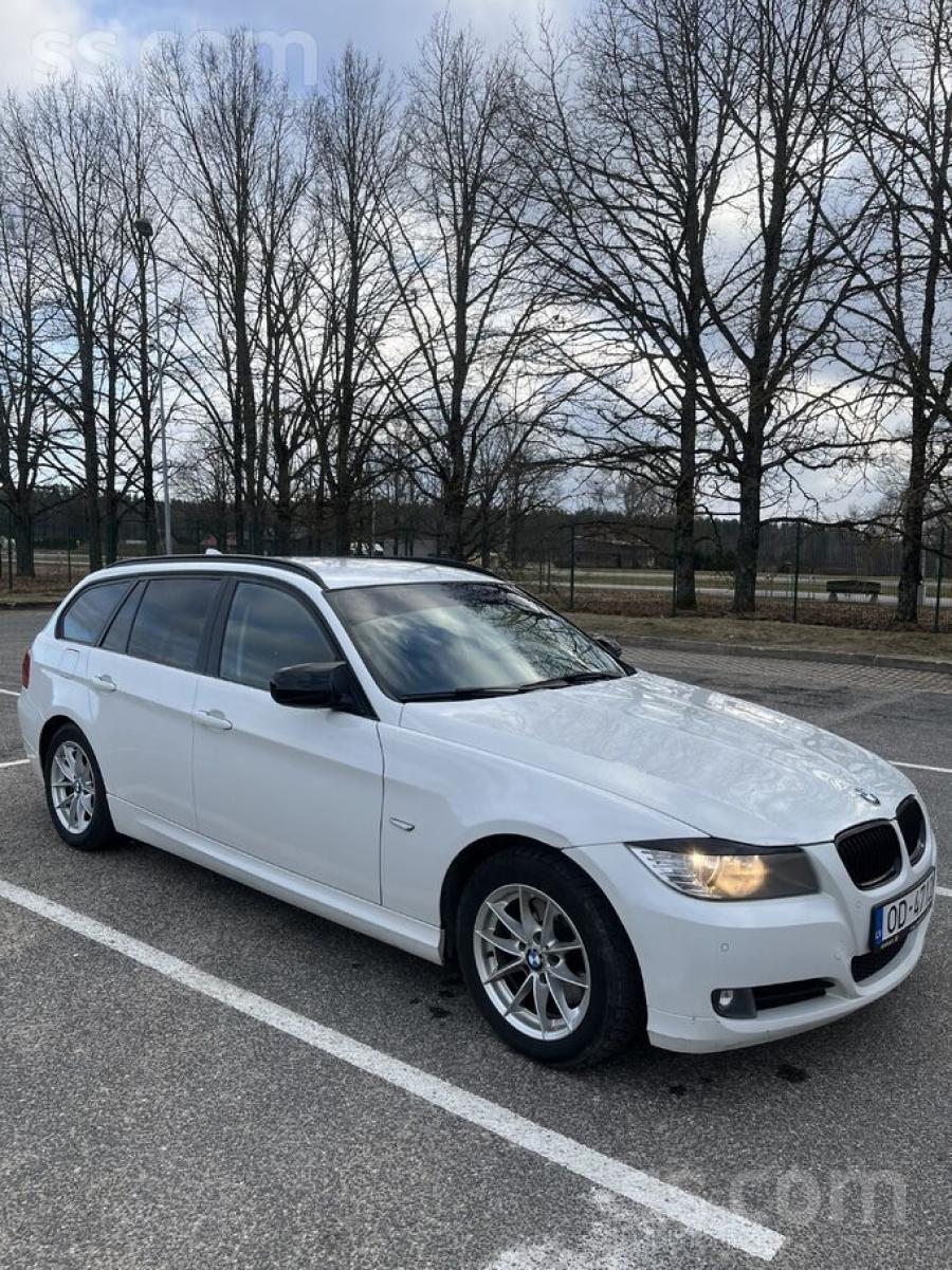 White BMW 320 2012 in Valmiera, with an engine capacity of 2.00 L and mileage of 334 thousand km for 5550 €, photo 3 on AUTOMOTO.COM.LV