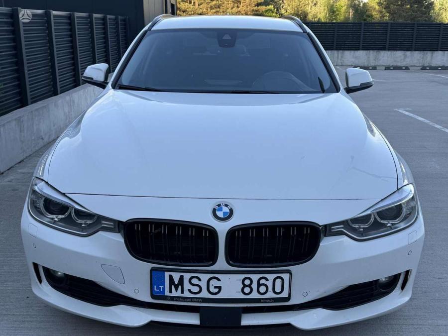 White BMW 320 2012 in Vilnius, with an engine capacity of 2.00 L and mileage of 287 thousand km for 6200 €, photo 3 on AUTOMOTO.COM.LV