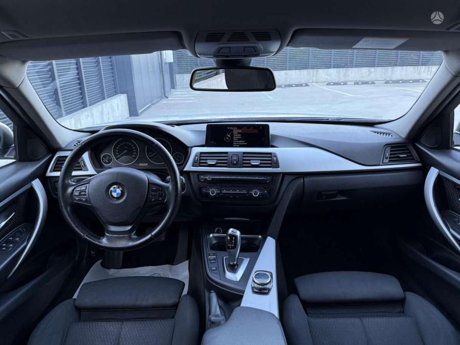 White BMW 320 2012 in Vilnius, with an engine capacity of 2.00 L and mileage of 287 thousand km for 6200 €, photo 10 on AUTOMOTO.COM.LV