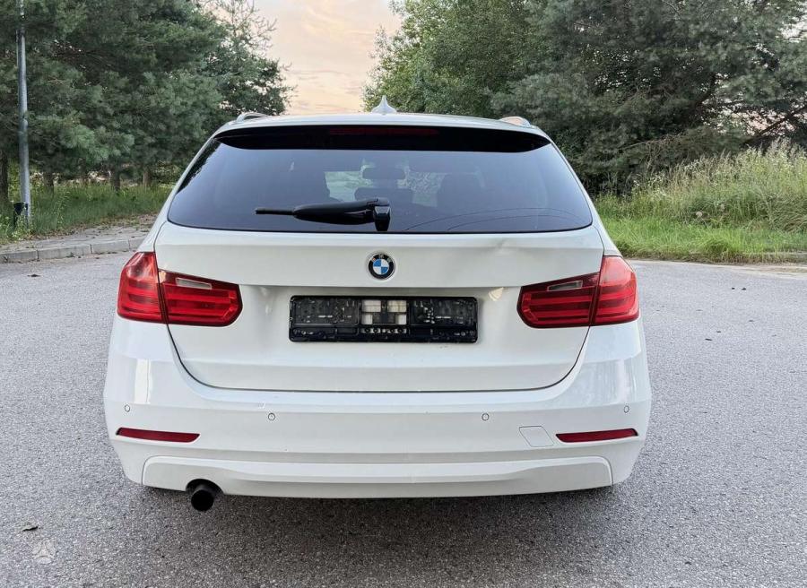 Balts BMW 320 2012 Viļņa, ar dzinēja tilpumu 2.00 L un nobraukumu 299 tūkst. km par 6850 €, foto 6 vietnē AUTOMOTO.COM.LV